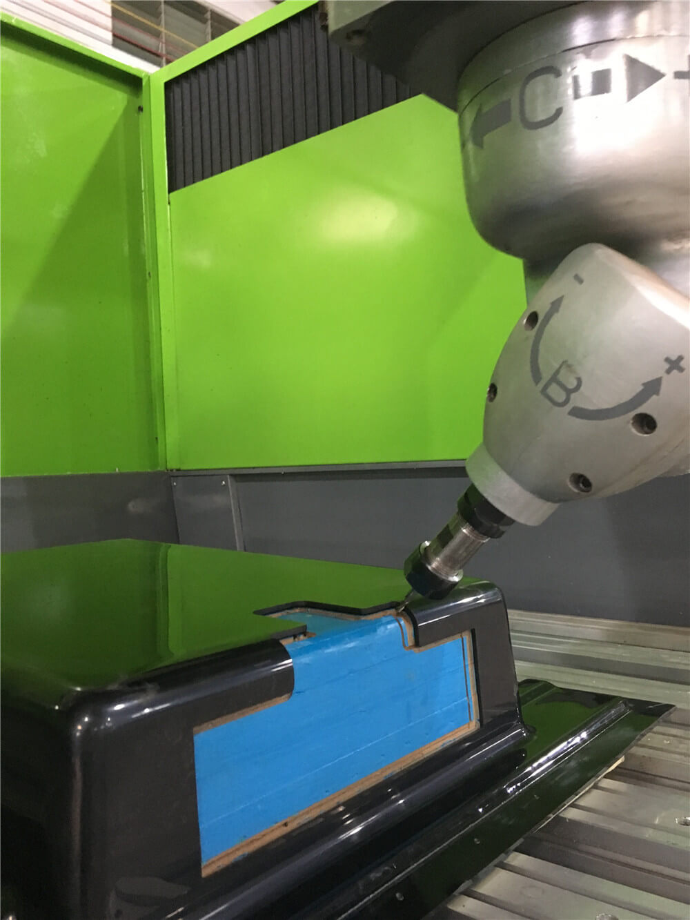 Reasonable CNC Engraving Miller 5-axis ST-2015-5X Used In Carbon Fibre ...